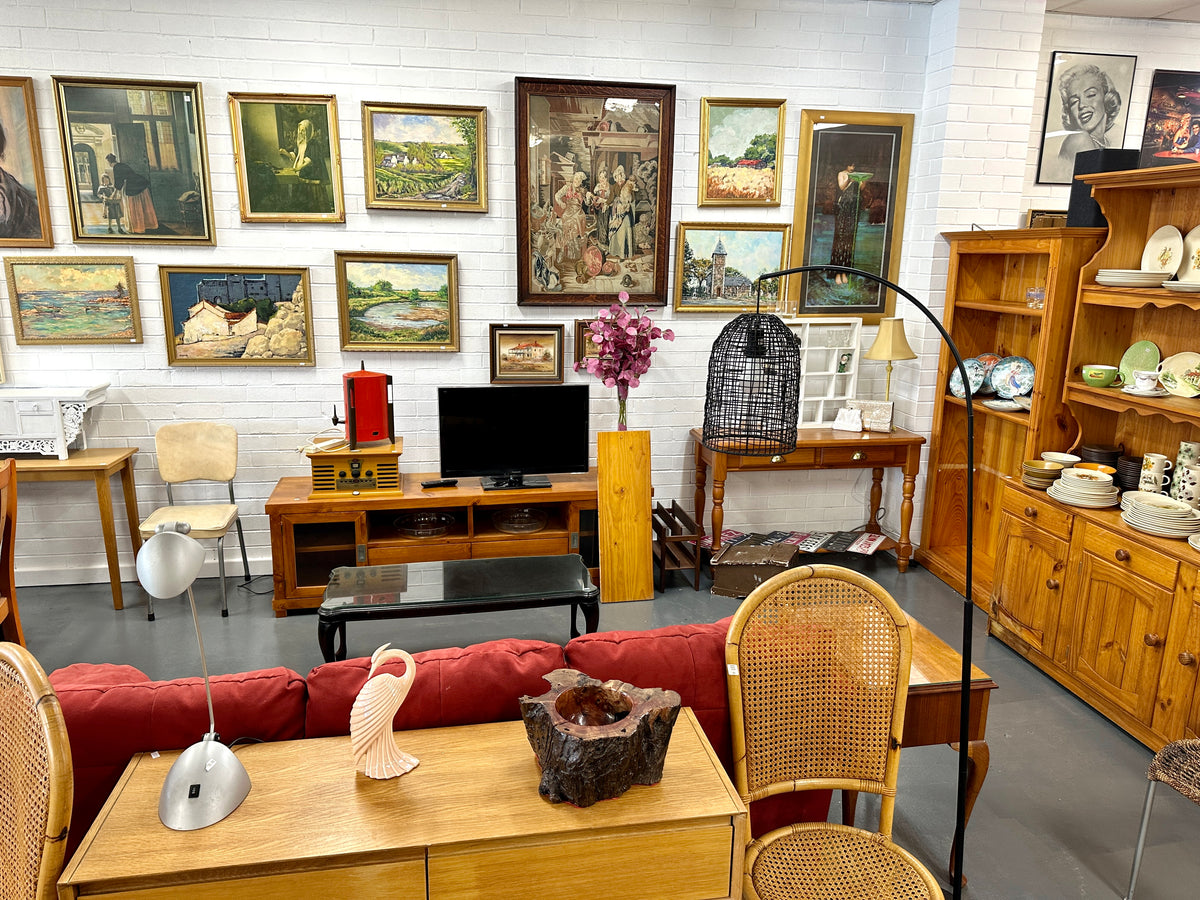 Debbies Treasure Warehouse Second Hand Shop Perth WA