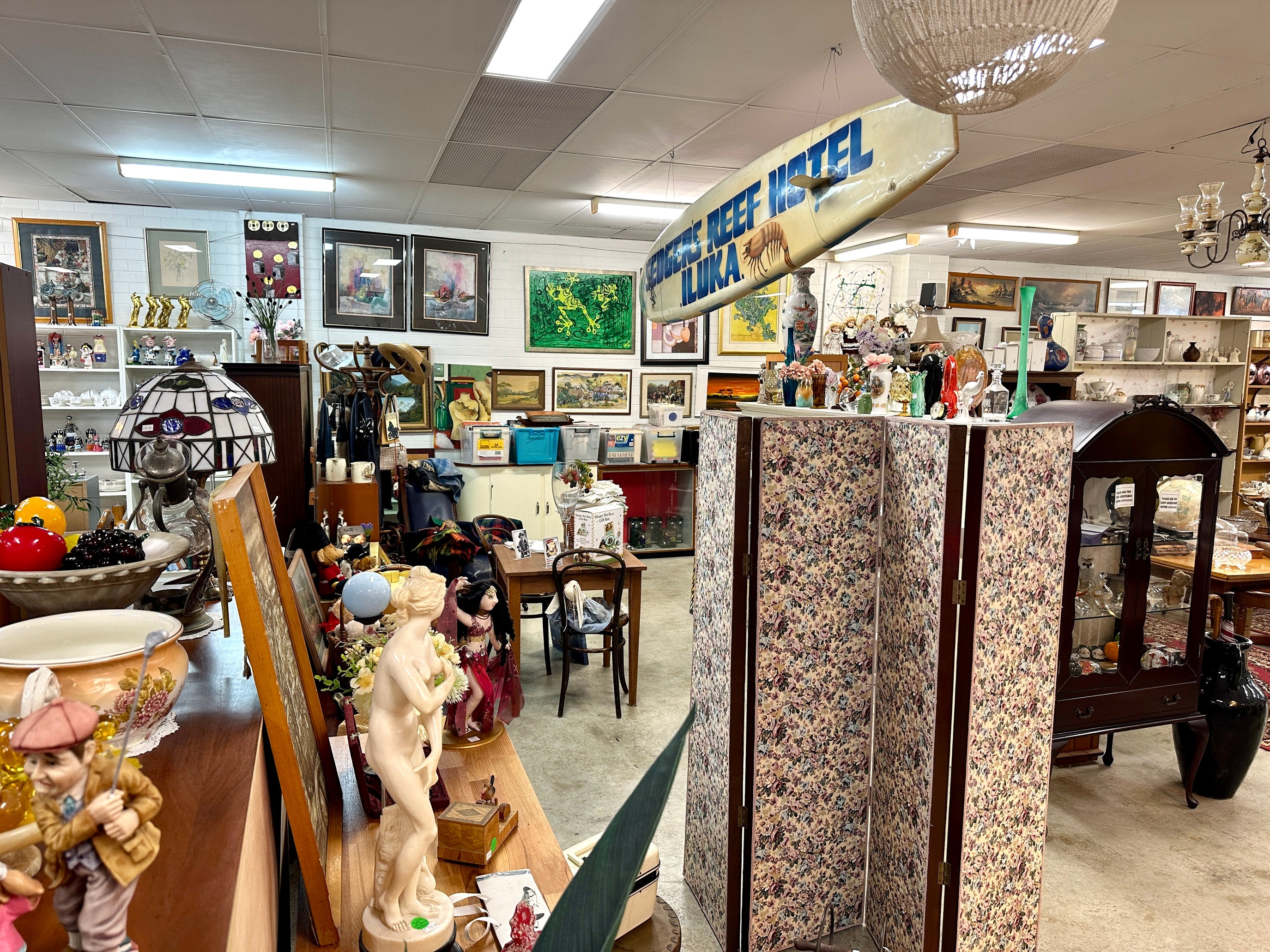 Location – Debbies Treasure Warehouse